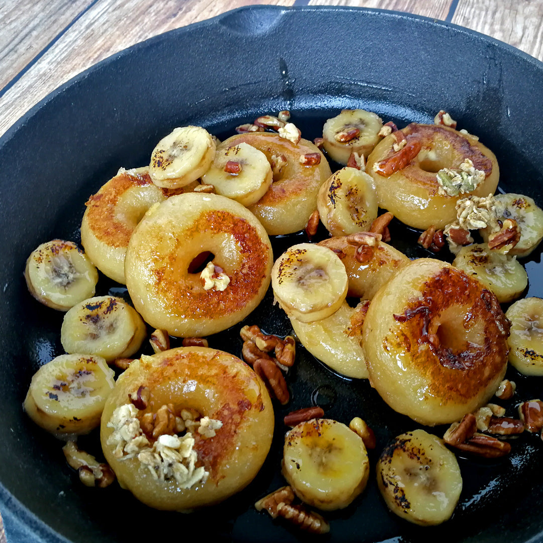 GOLDEN DONUT WITH ICE CIDER AND BANANA - FOODIEVORES®